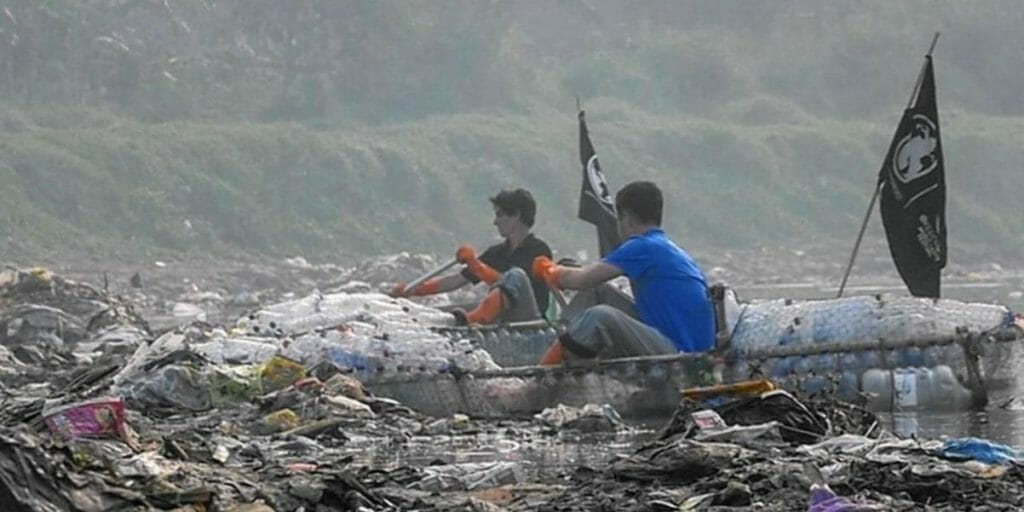 How 2 Kayaking Brothers Got the Government to Finally Clean 'World's ...